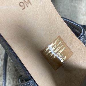 ANTONIO MELANI | Shoes | New Antonio Melani Kicky Metallic Crossover Heeled Sandals Size 9 ...